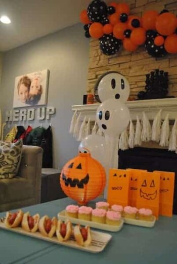 Quick and Easy Ideas for a Summer Halloween Party