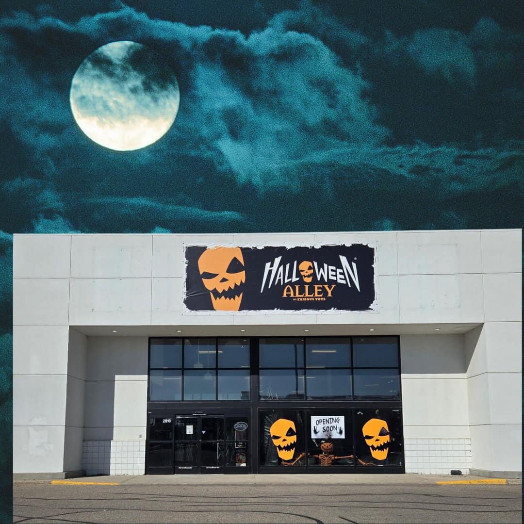 Halloween Costumes in Regina | Scary Good Halloween Store