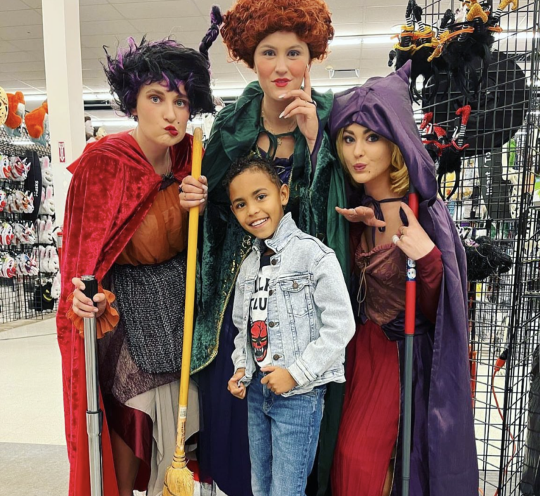 Halloween Alley | Find Best Halloween Costumes Store in Canada